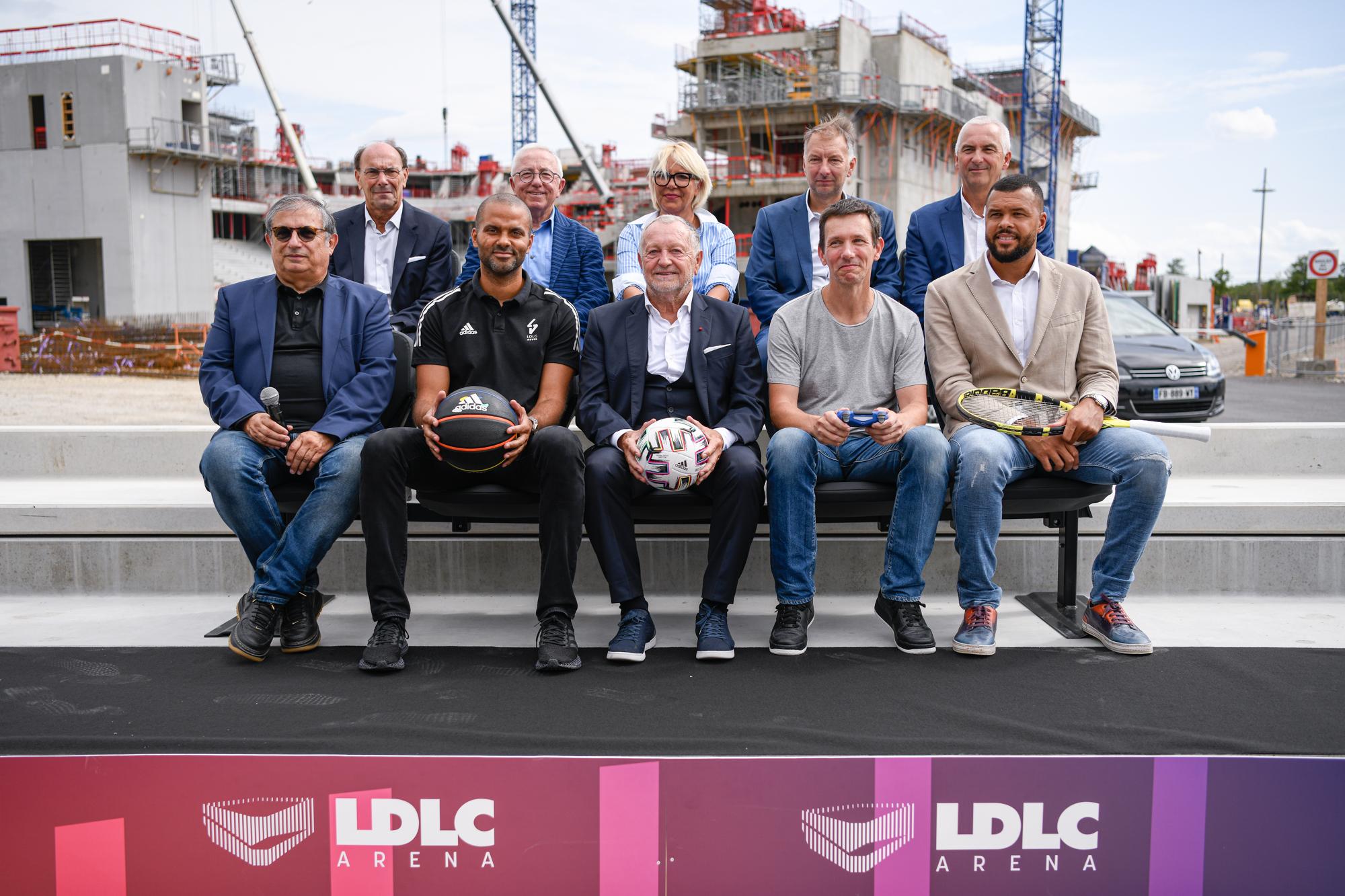 Premiers sièges posés pour la LDLC Arena et engagement environnemental ...